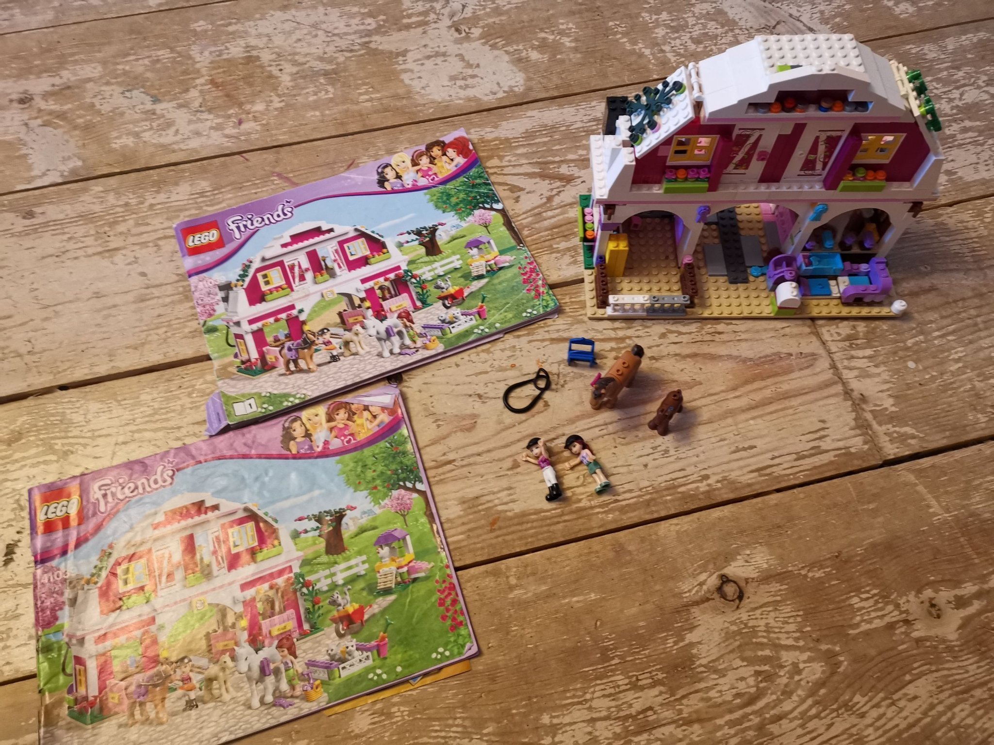 Lego Friends Horse Barn (Lego Stall) Häst x3, H.. | Köp på Tradera ...