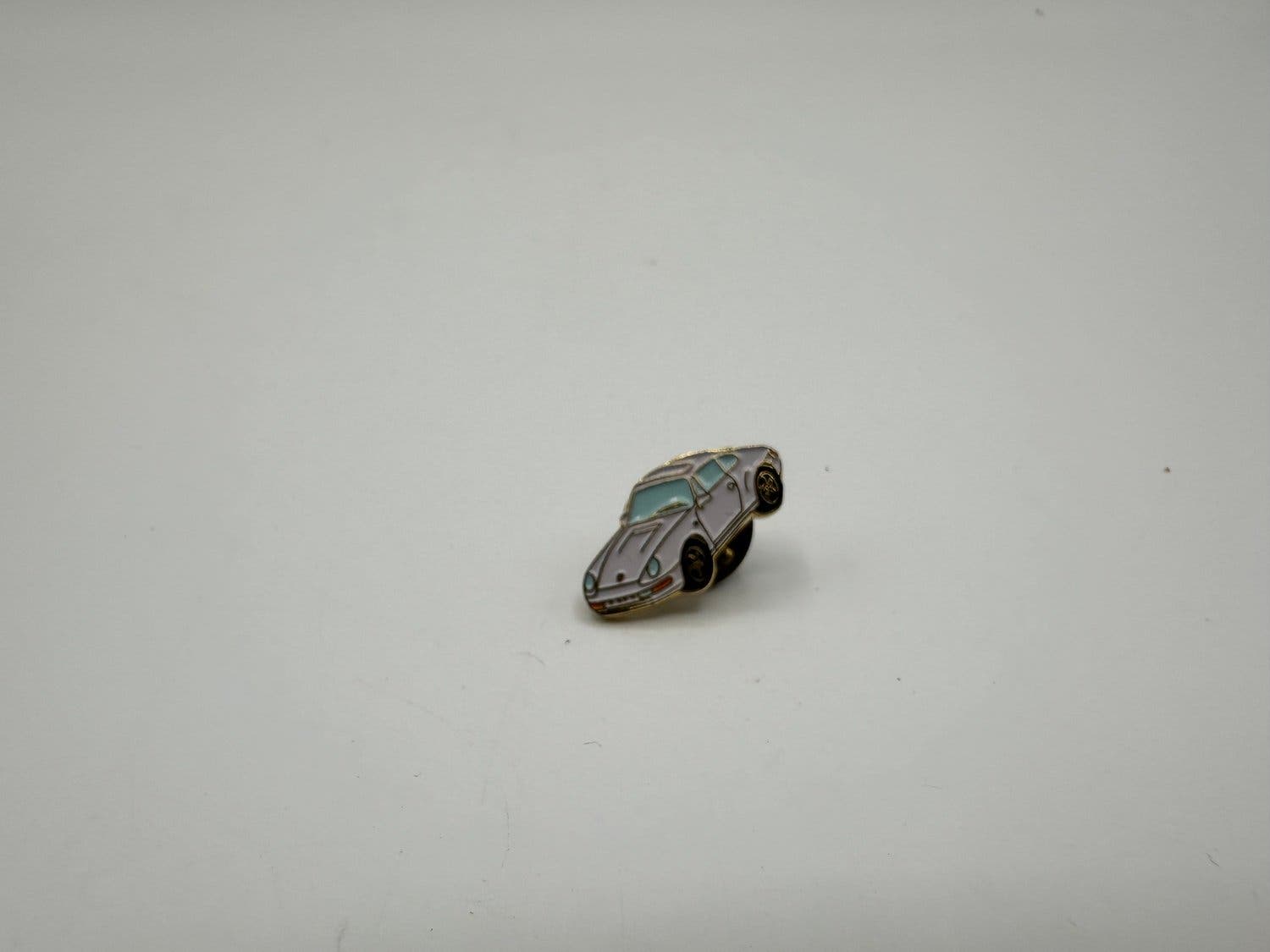 Vintage Porsche Pin | Köp från RetroRescue på Tradera (674772013)