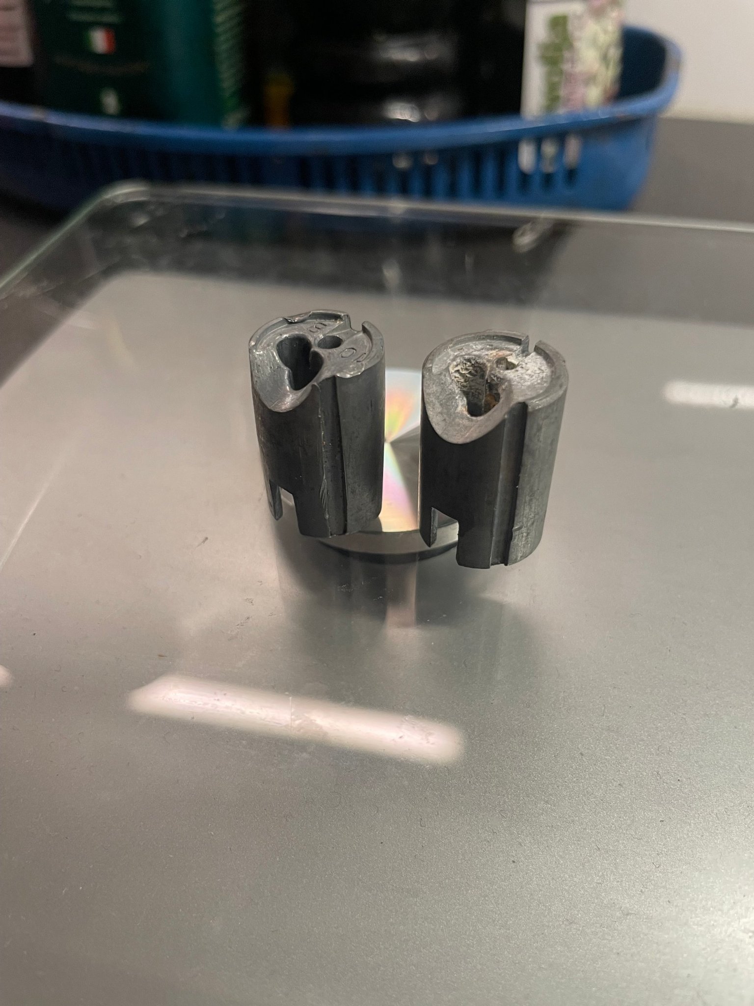 Bing - två trottlar | Köp på Tradera (701966790)