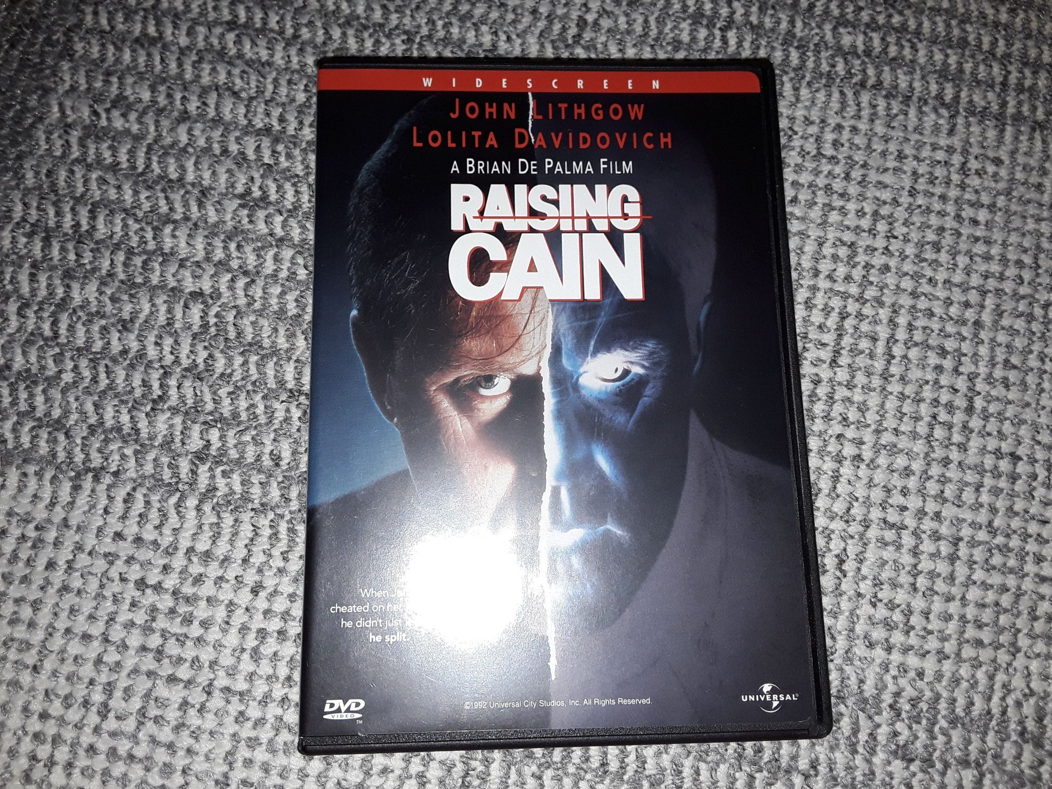 Raising cain,Dvd (416408872) ᐈ Köp på Tradera