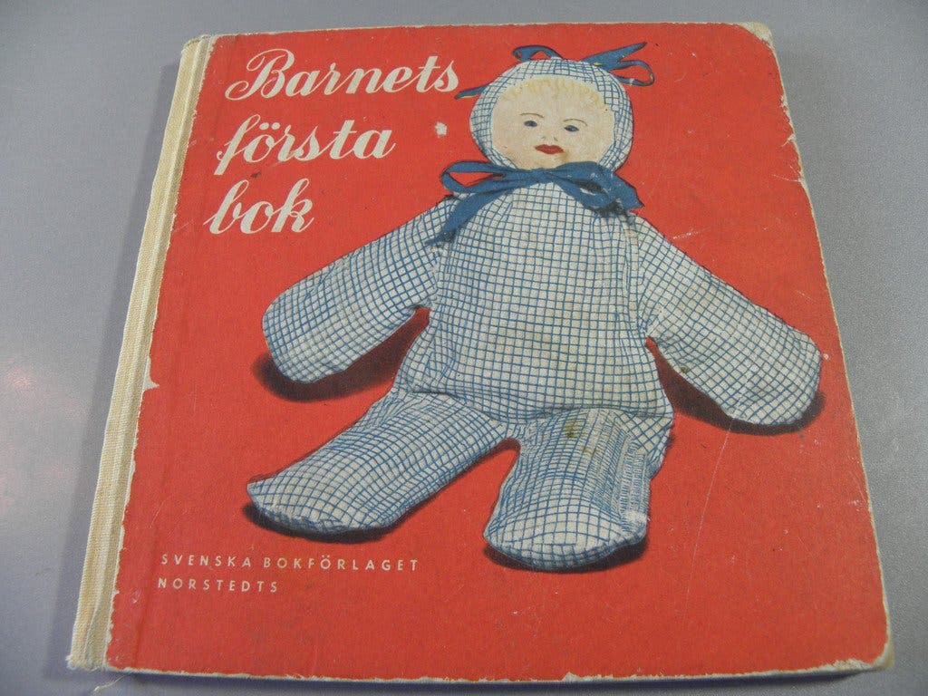 BARNETS FÖRSTA BOK, Pekbok av Lisa Smedberg - N.. | Köp på Tradera ...