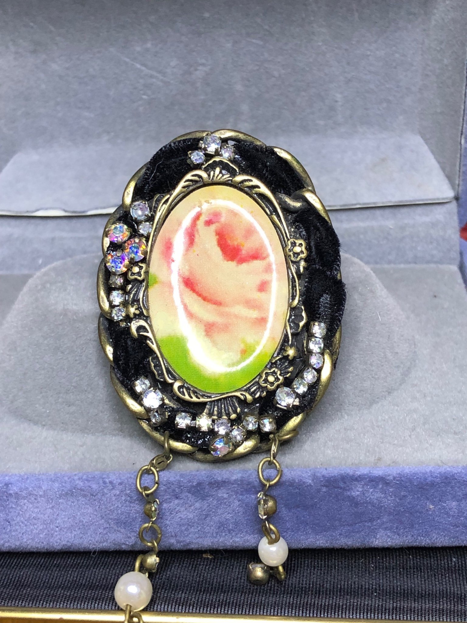 Vintage Brosch med ros från 5.. | Köp från LoveTool1977 på Tradera ...