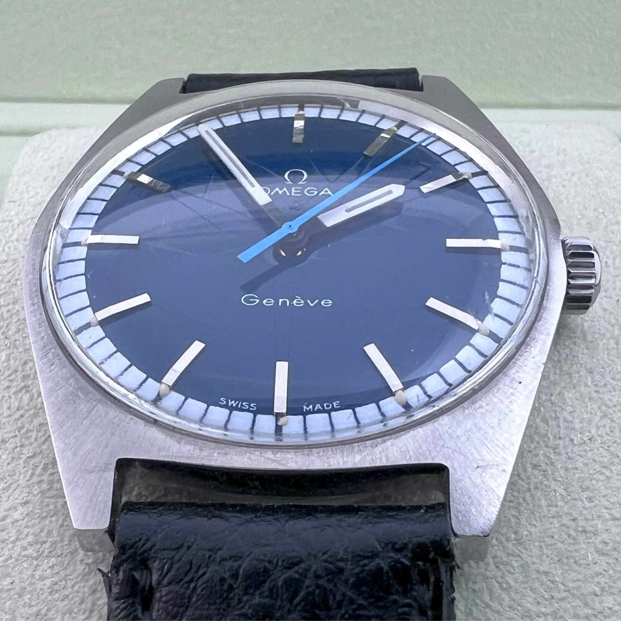 Se produkter som liknar Omega Genève Ref. 135.041 – C.. på Tradera ...