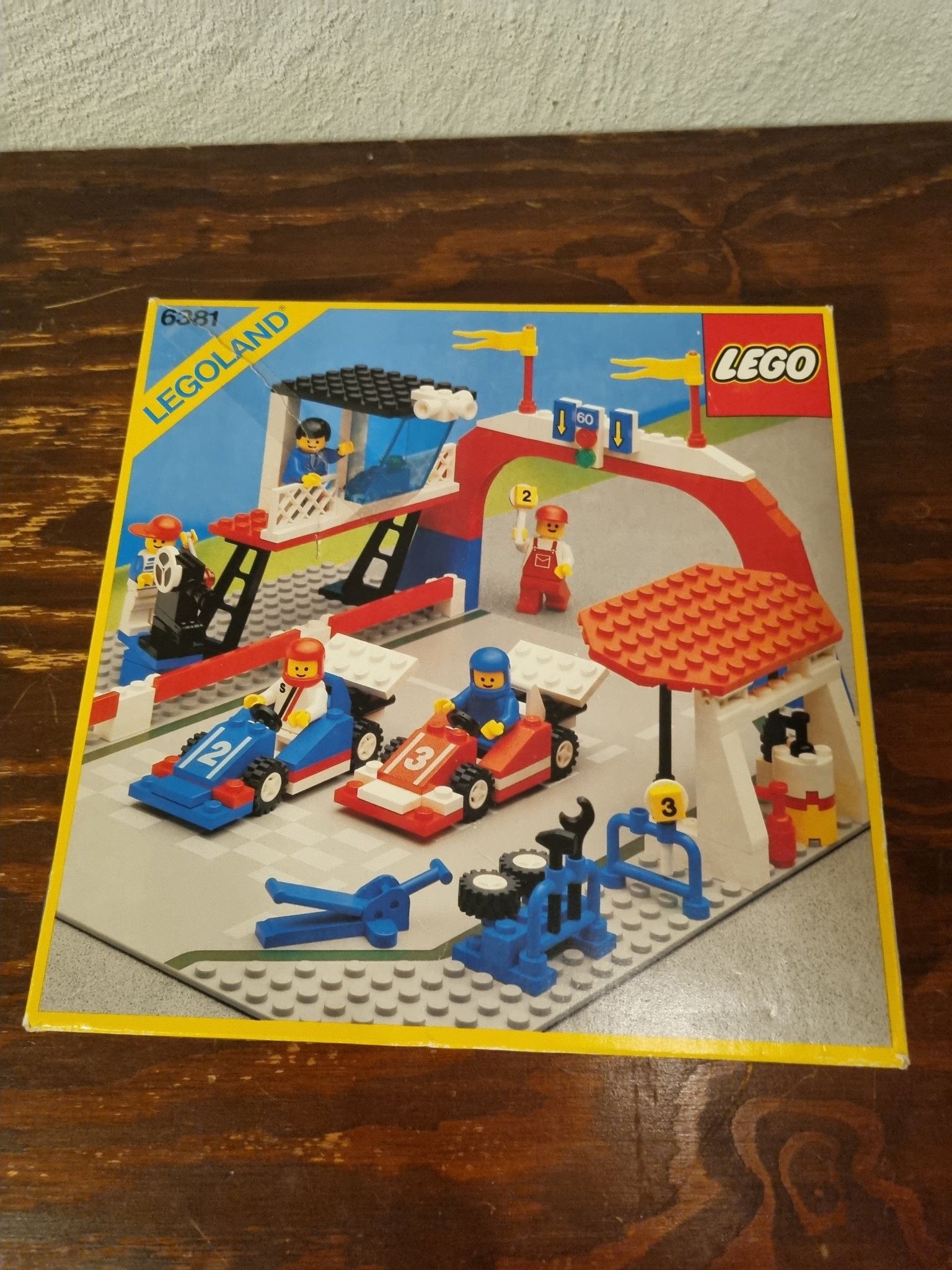 LEGO Legoland 6381 Motor Speedway | Köp på Tradera (697413568)