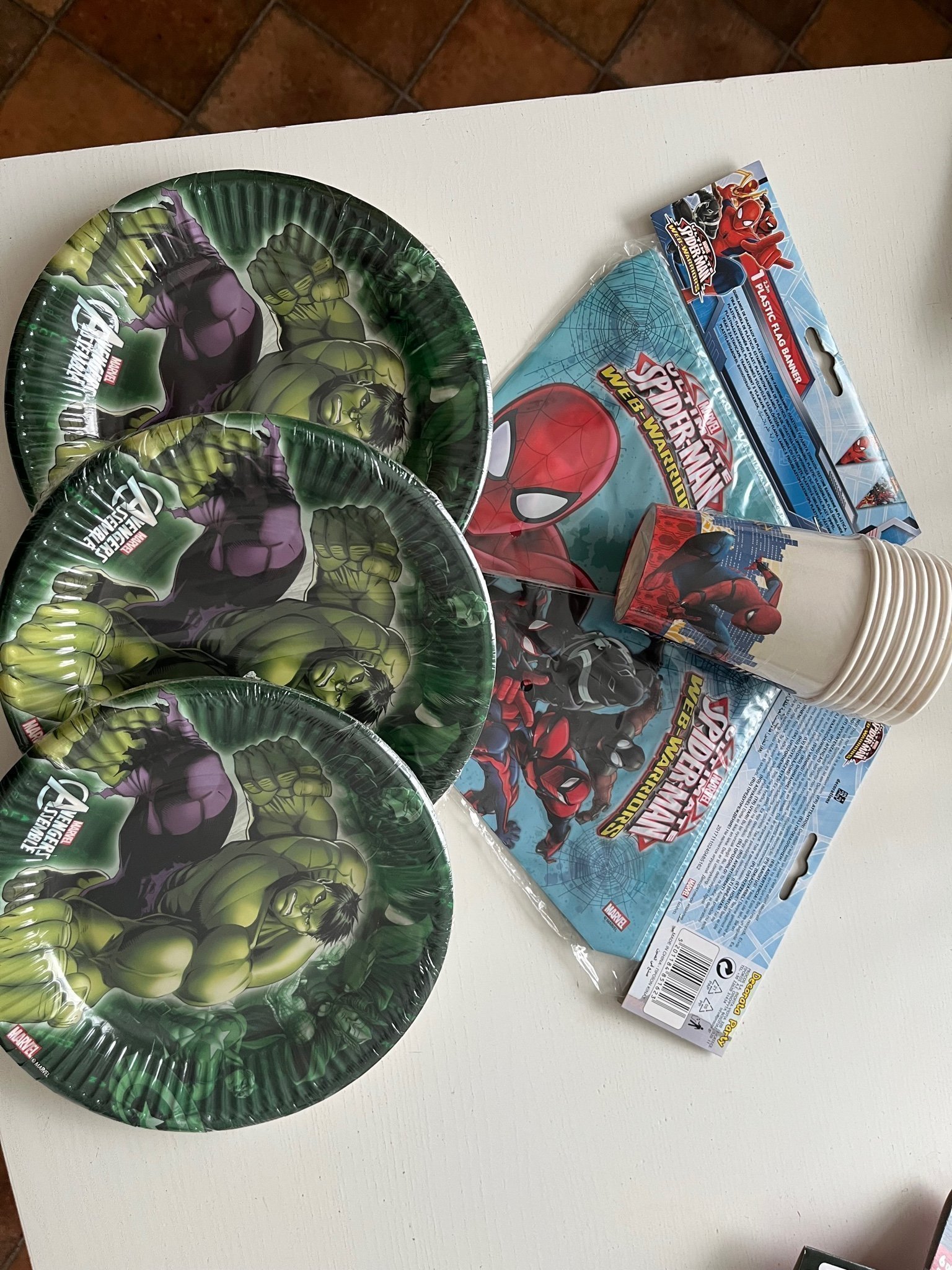 Marvel Avengers och Spiderman Kalas | Köp på Tradera (732520938)