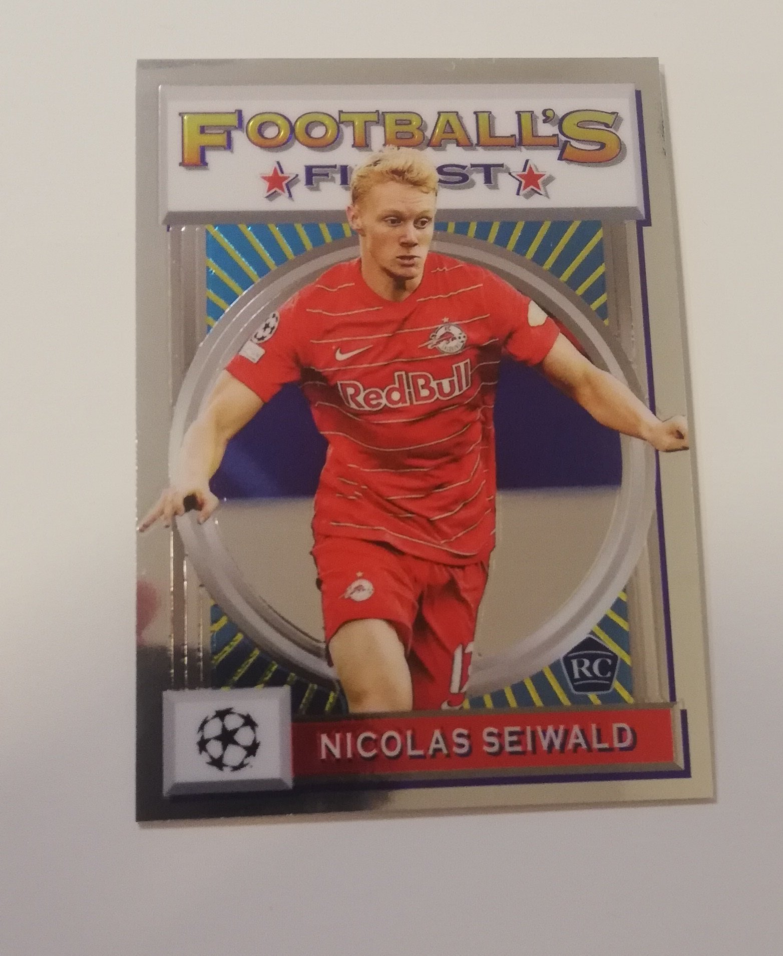 Se produkter som liknar 2021/22 Topps Finest Uefa Cha.. på Tradera ...