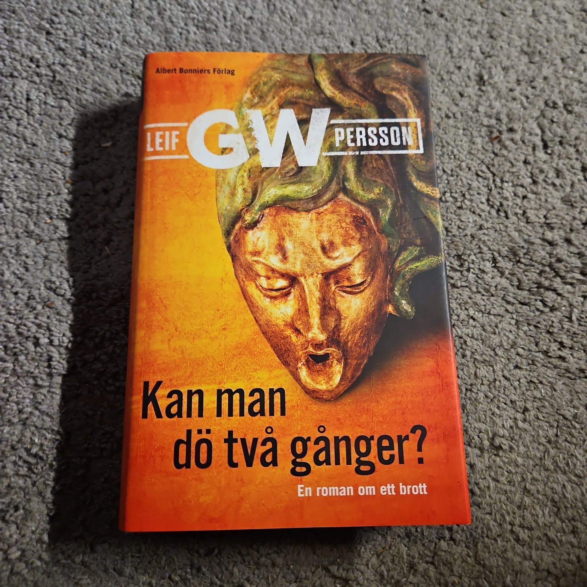 Se produkter som liknar Kan man dö två gånger? - Leif.. på Tradera ...