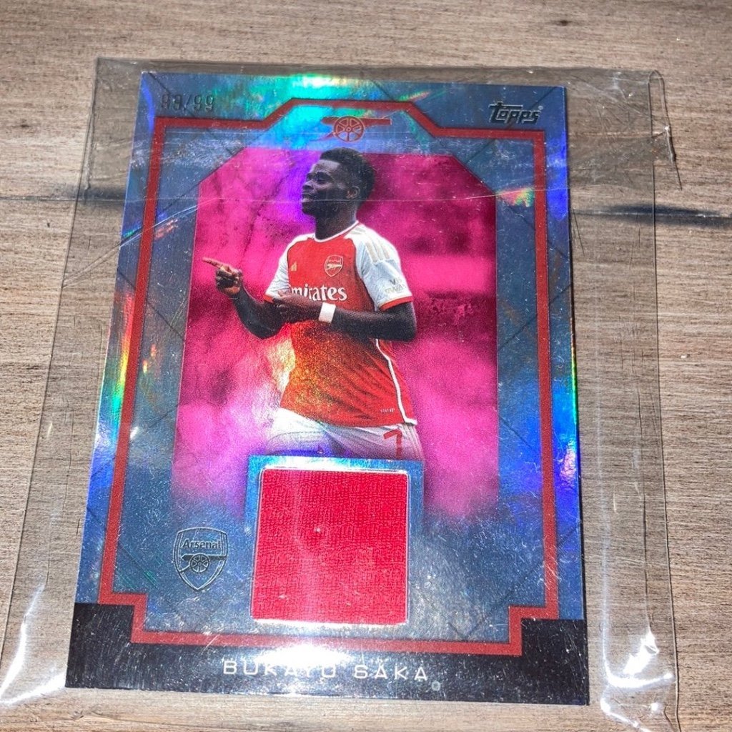 Bukayo Saka Topps Marble Halls Relic Card | Köp på Tradera (637548134)