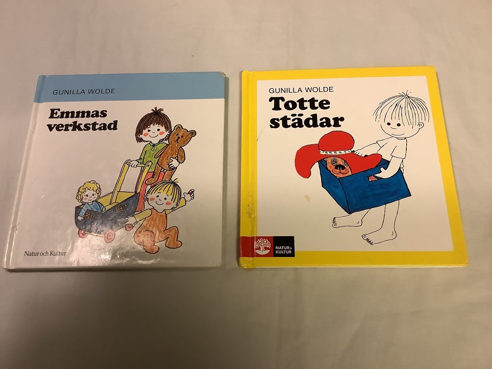 Se produkter som liknar 8 x Totte + Emma av Gunilla W.. på Tradera ...