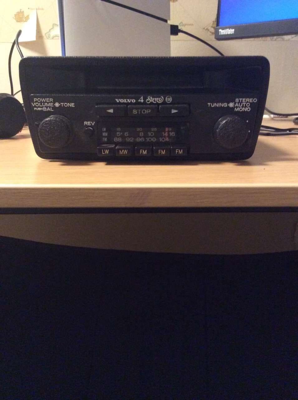 Se produkter som liknar Volvo 4 Stereo RX-91VK Kasset.. på Tradera ...