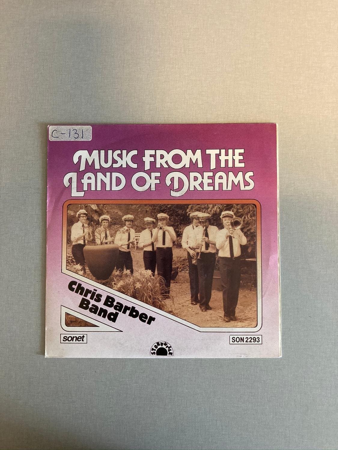 Se produkter som liknar Chris Barber Band Music From .. på Tradera ...