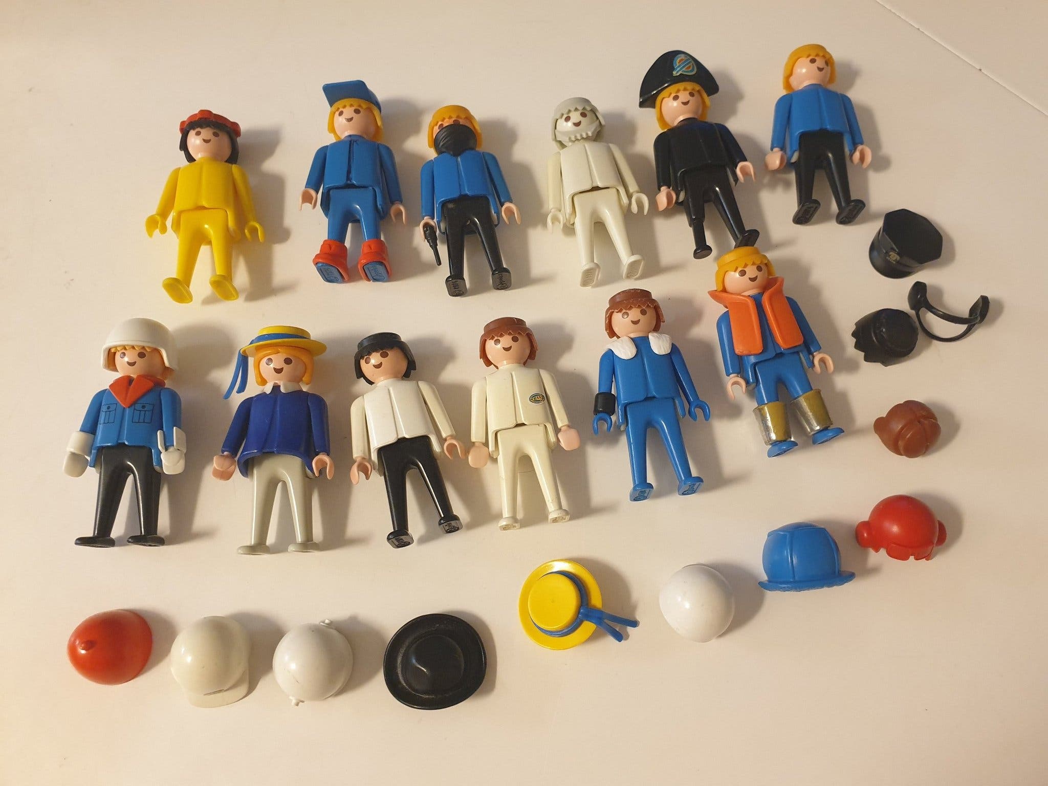 Se produkter som liknar Playmobil gubbar + tillbehör .. på Tradera ...