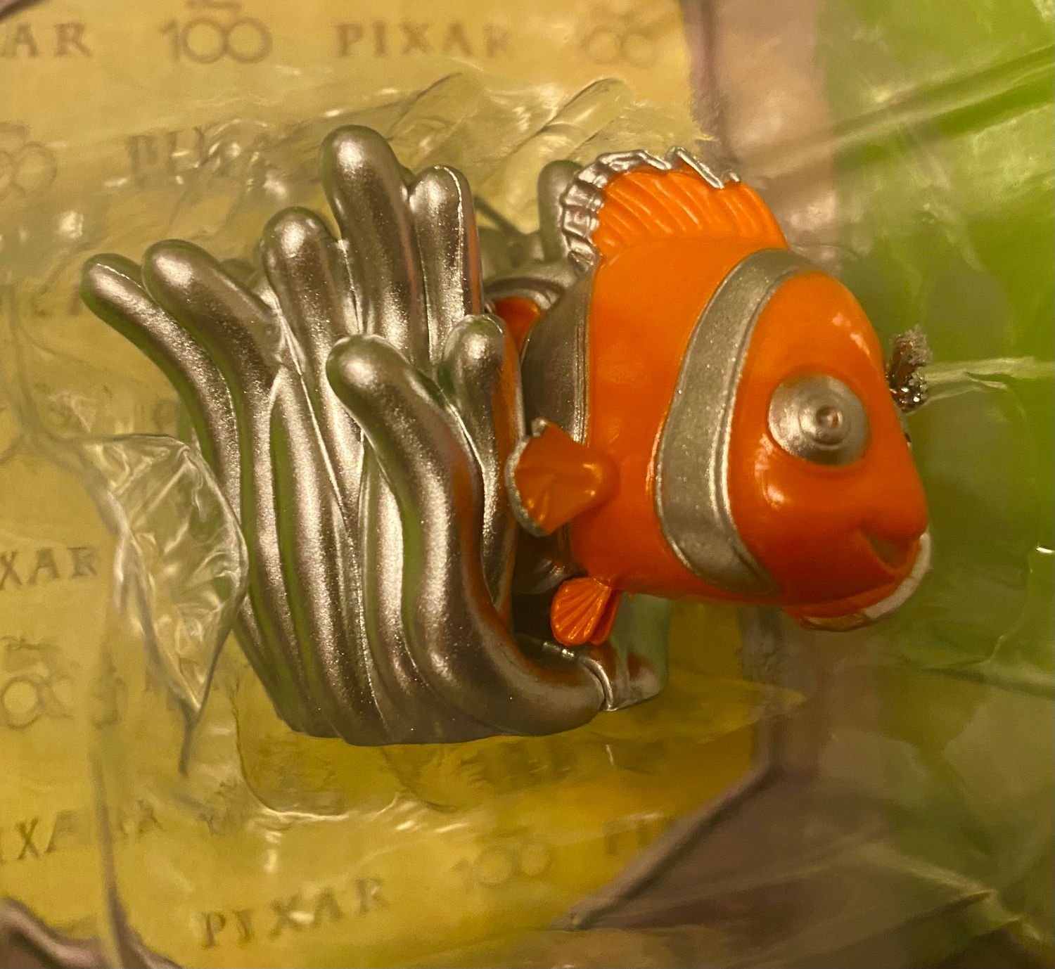 Ny Disney Pixar Hitta Nemo Platinum Ornament Fi.. | Köp på Tradera ...