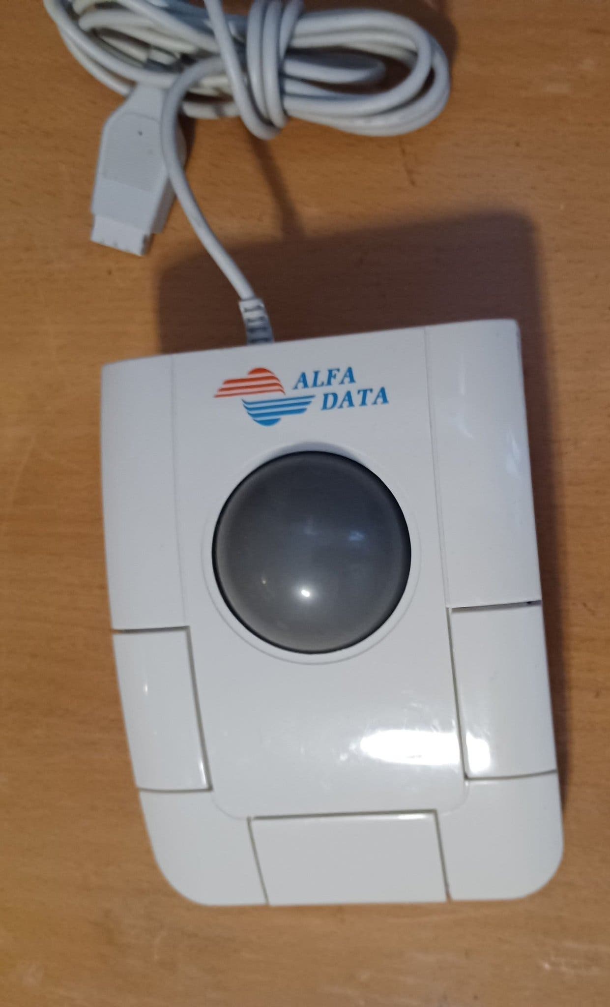 Alfa Data Trackball för Atari och Amiga | Köp på Tradera (703803306)