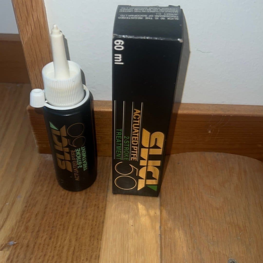 Se produkter som liknar Slick 50 på Tradera (690145289)