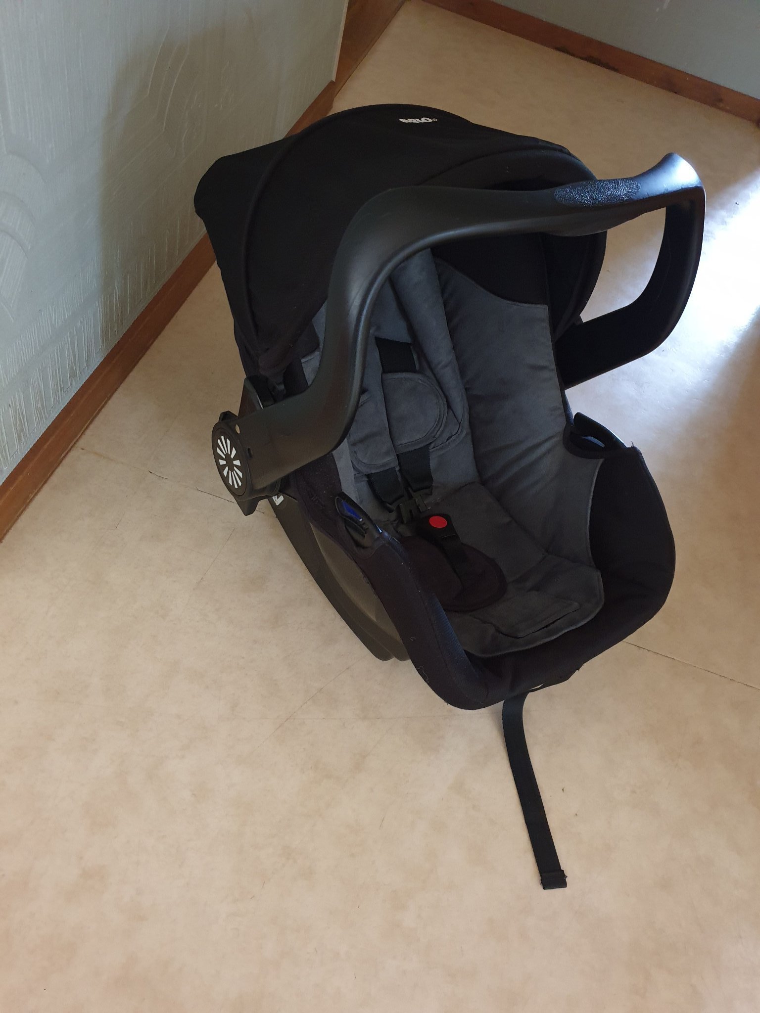 Brio Primo Infant Carrier - Babysitter | Köp på Tradera (706714149)