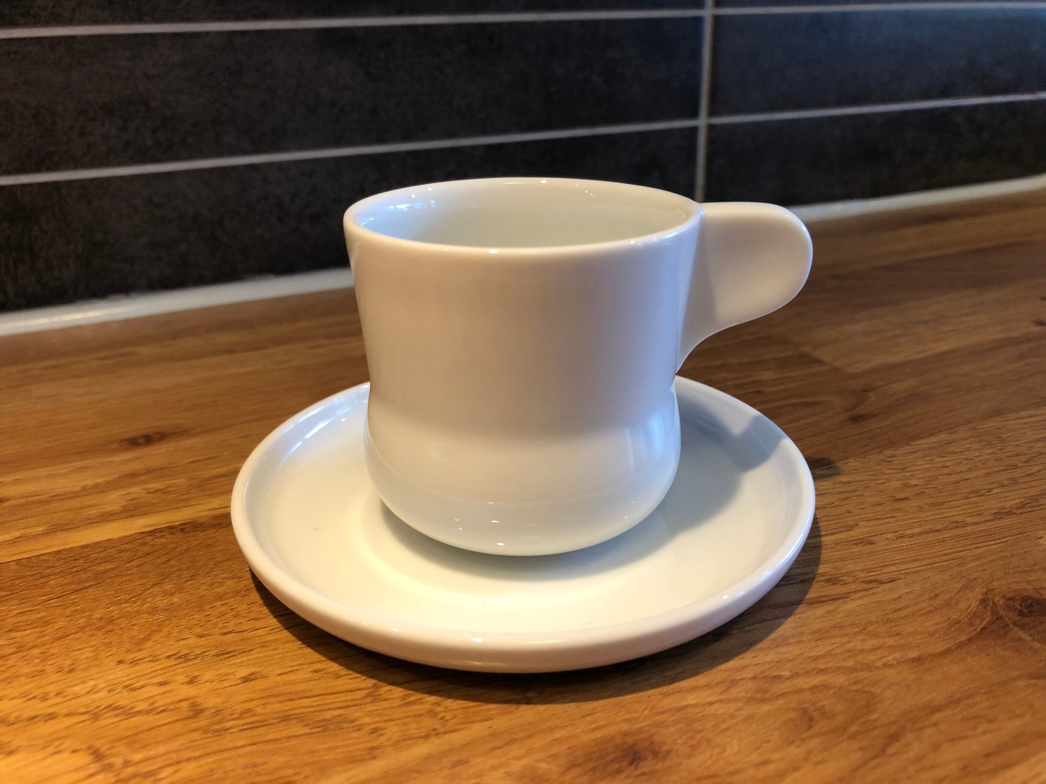 Se produkter som liknar Saga Form, nya espressokoppar.. på Tradera ...