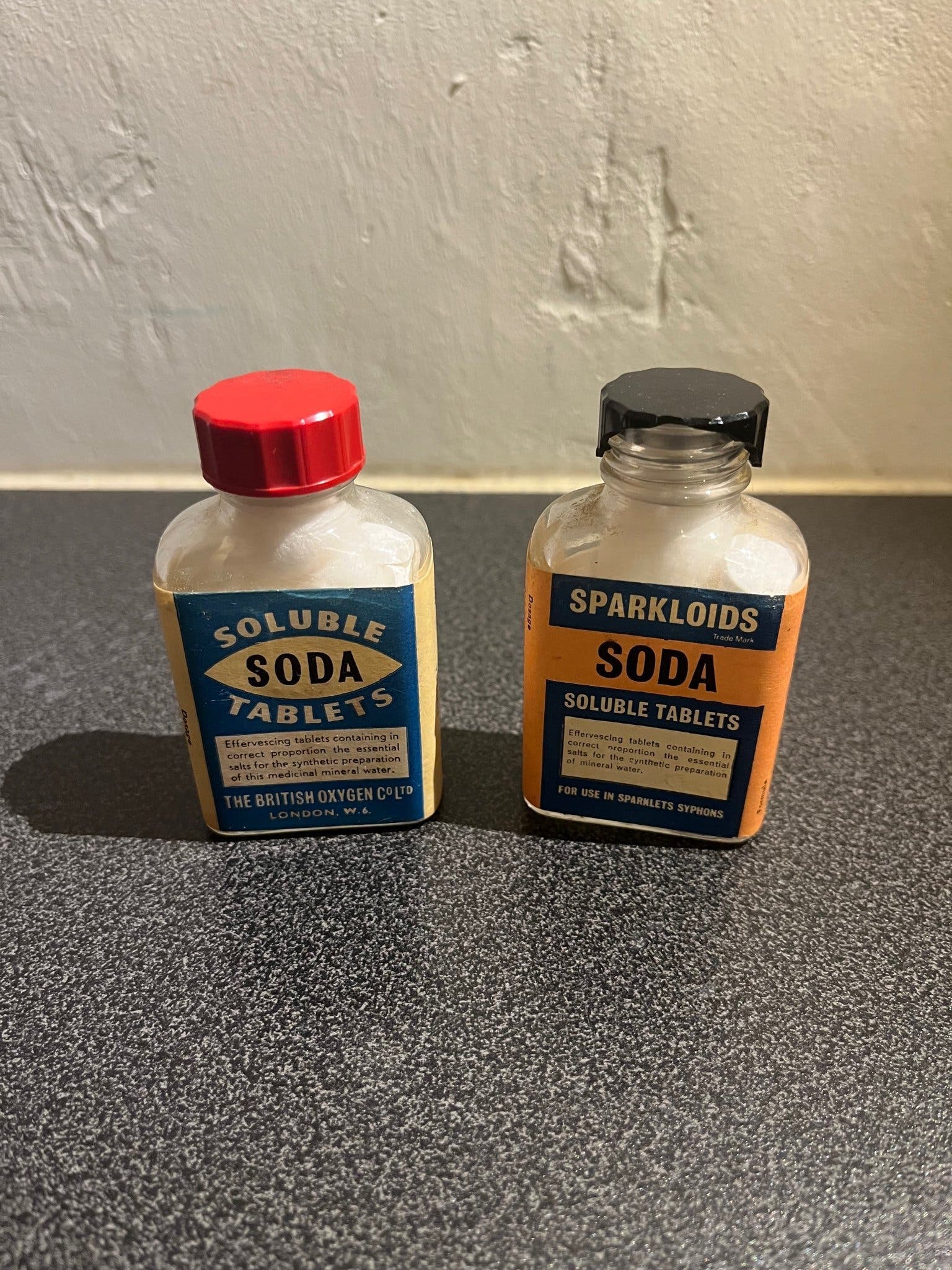 Två Soluble Soda Tablets | Köp på Tradera (700699314)