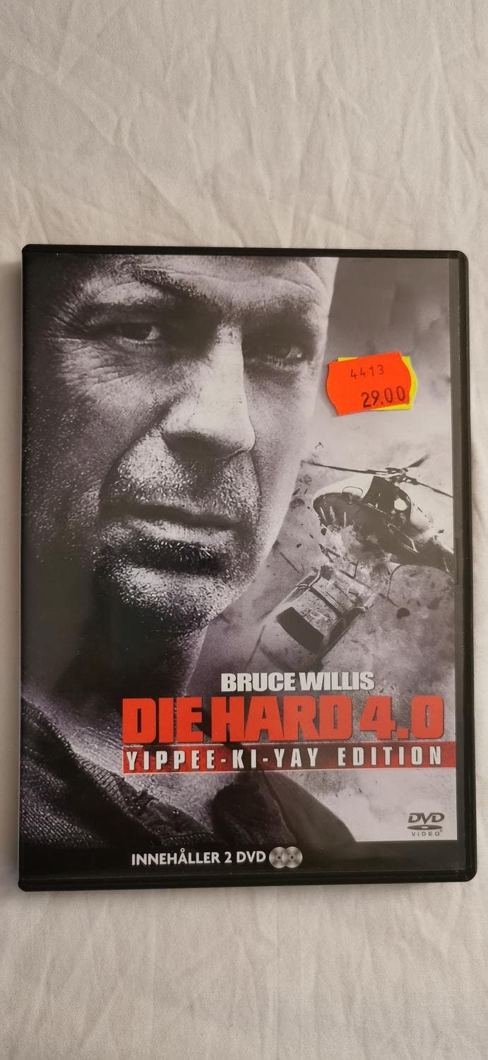 DVD-film: Die Hard 4.0 (Yippee-Ki-Yay Edition) | Köp på Tradera (410826509)