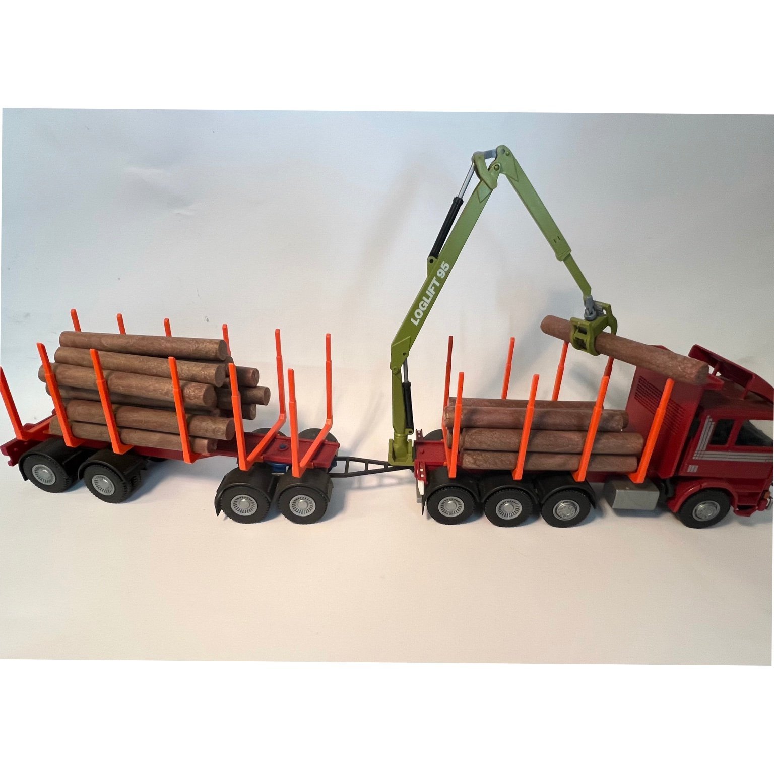 EMEK Scania timmerbil med släp. Loglift 95. Fin.. | Köp på Tradera ...