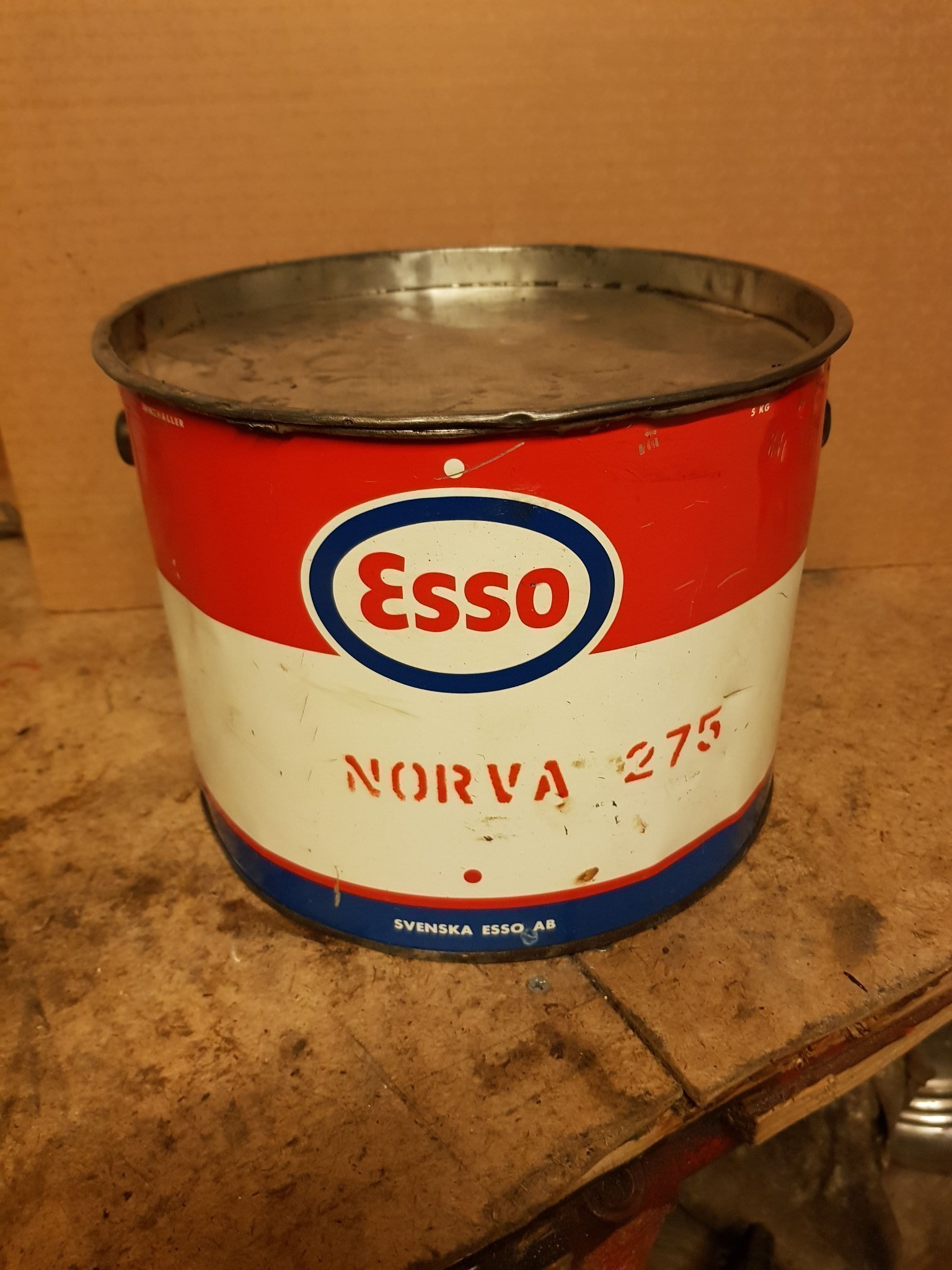 Esso Norva 275, 5kg stor fettburk. (408163476) ᐈ Köp på Tradera