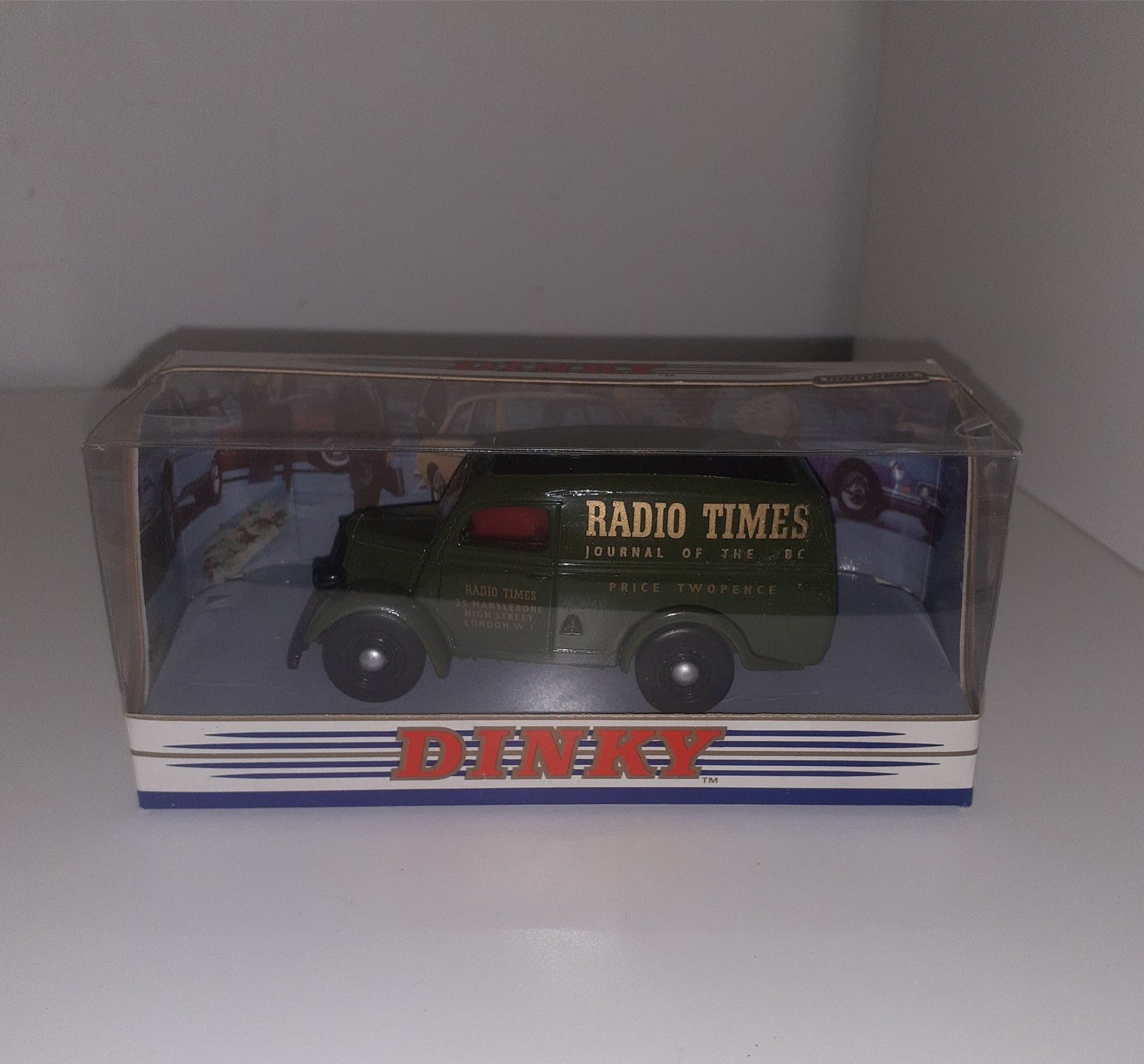 Se produkter som liknar Matchbox Dinky Collection - 1.. på Tradera ...