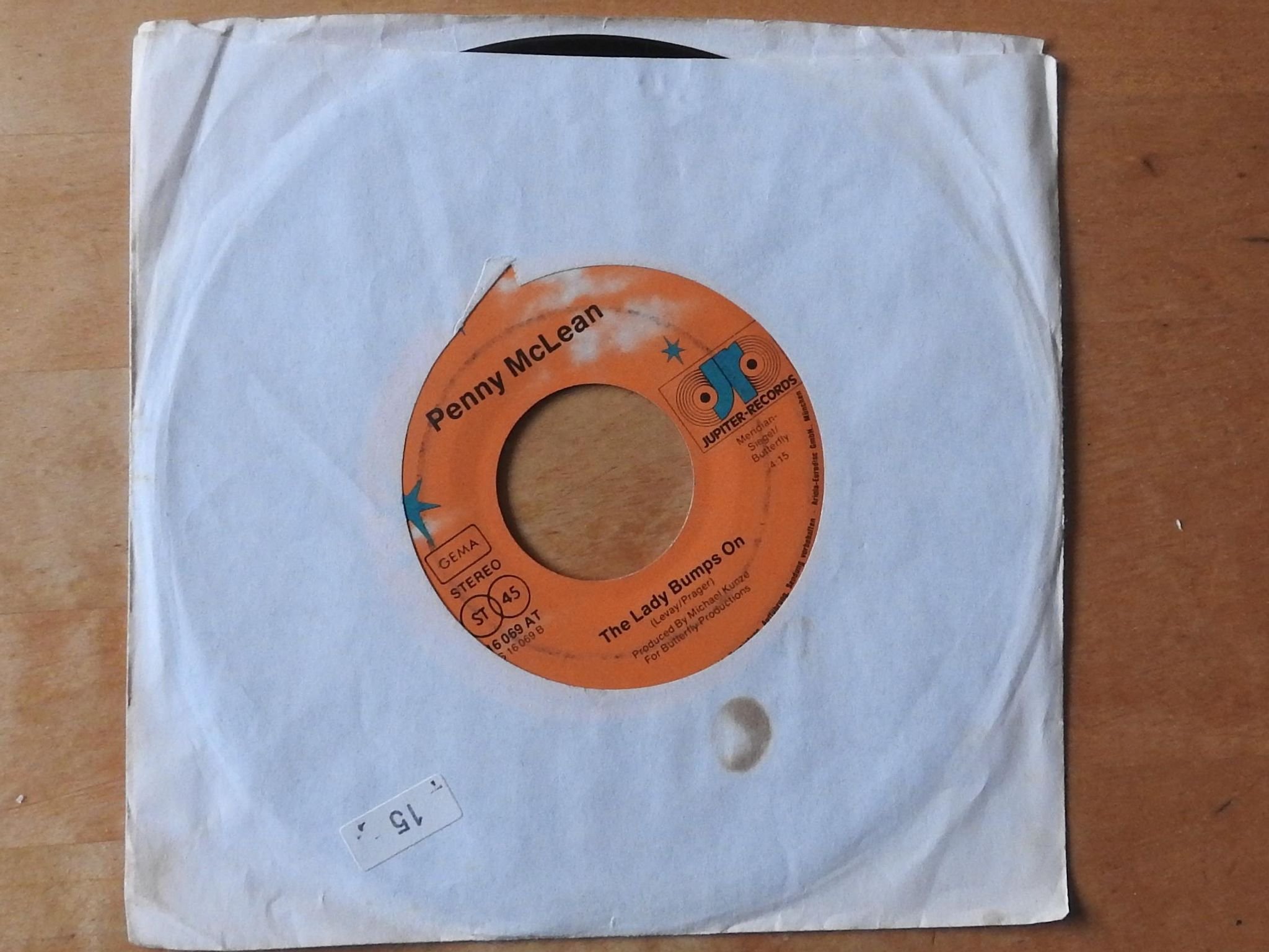 Se produkter som liknar PENNY MC LEAN - LADY BUMP / T.. på Tradera ...
