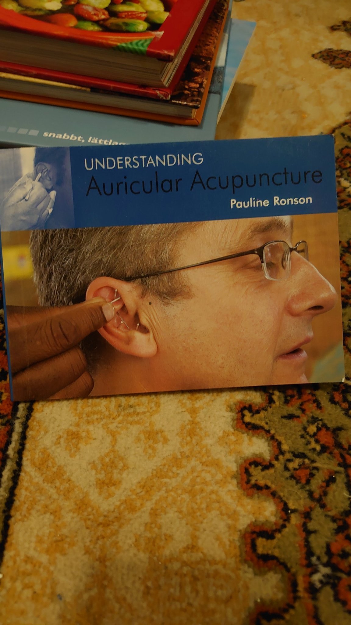 Se produkter som liknar Understanding Auricular Acupu.. på Tradera ...