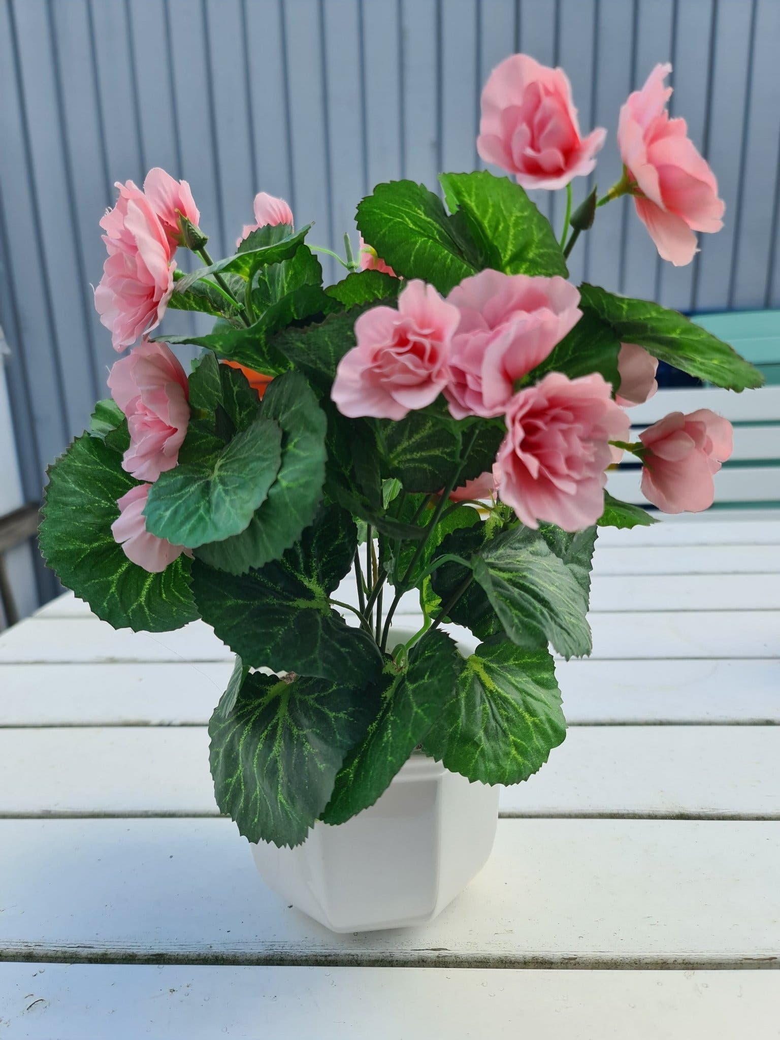 Se produkter som liknar Naturtrogen tygblomma blomma .. på Tradera ...
