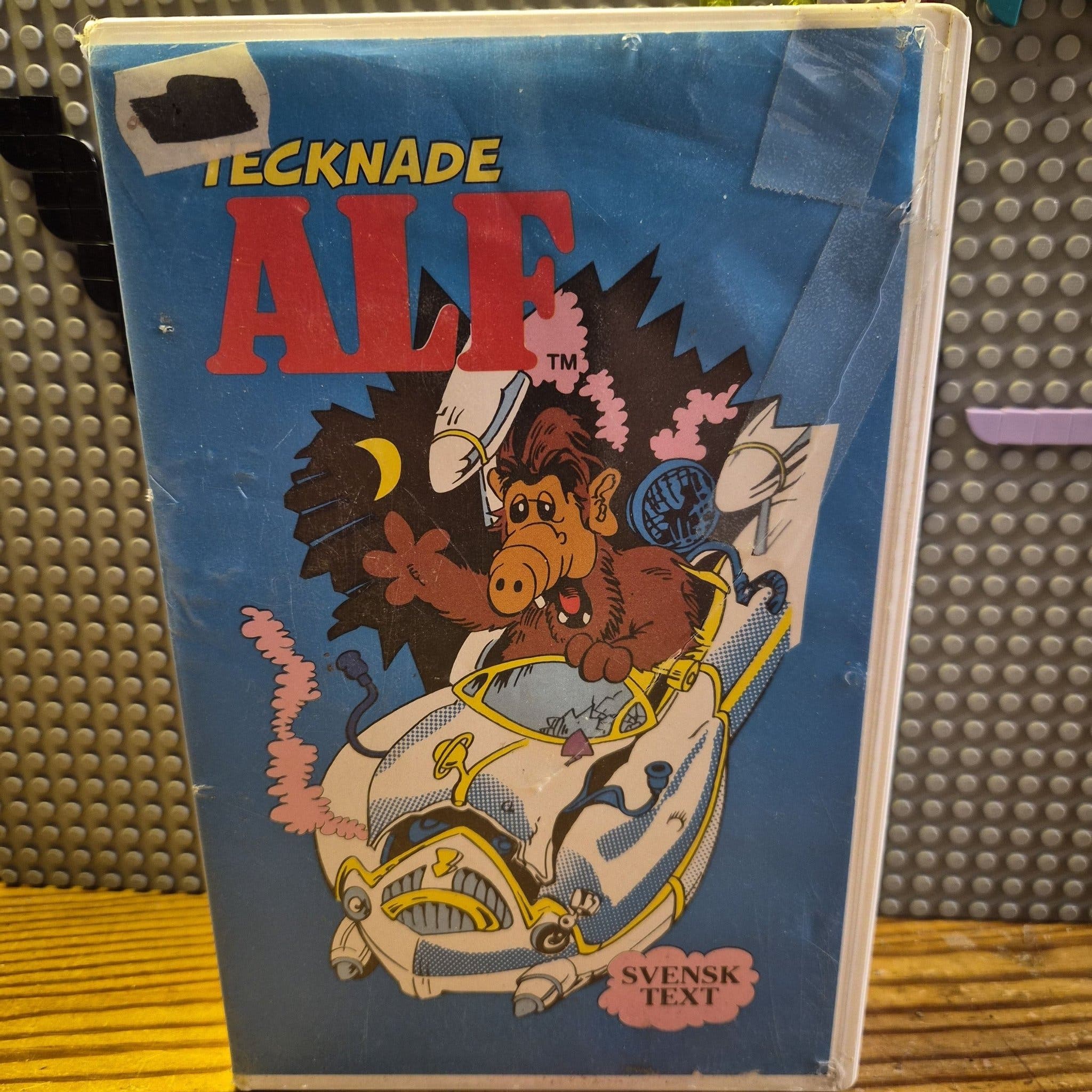 Se produkter som liknar Tecknade Alf VHS Svensk Text på Tradera (703039816)