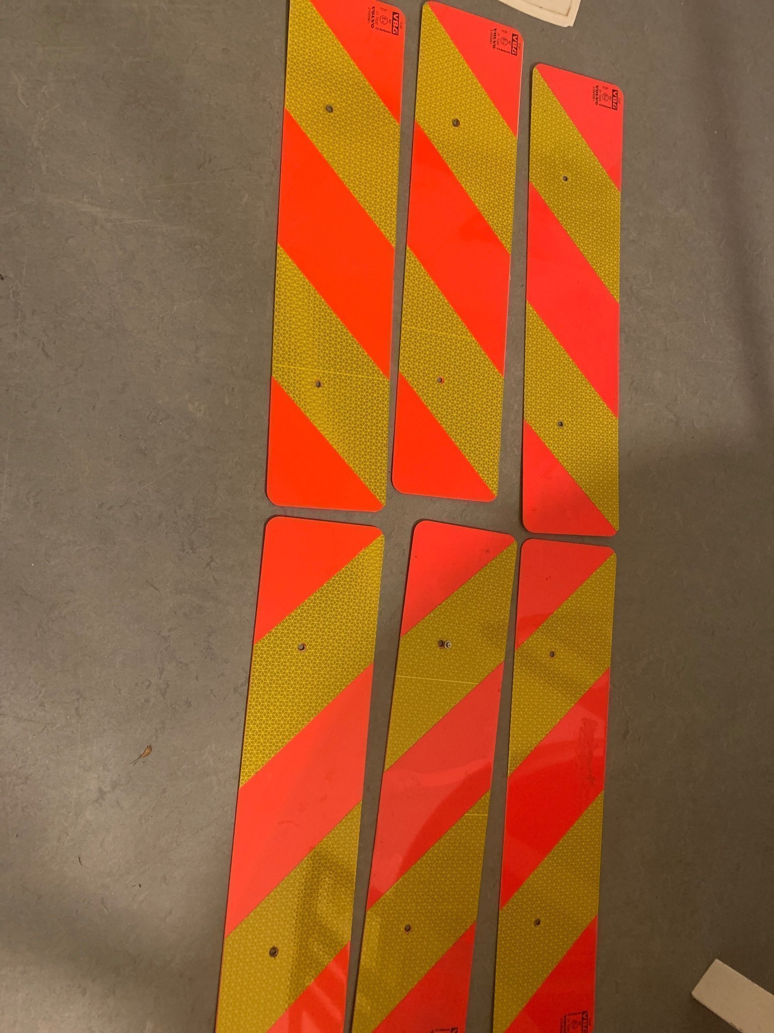 Se produkter som liknar Reflex skyltar på Tradera (587725111)