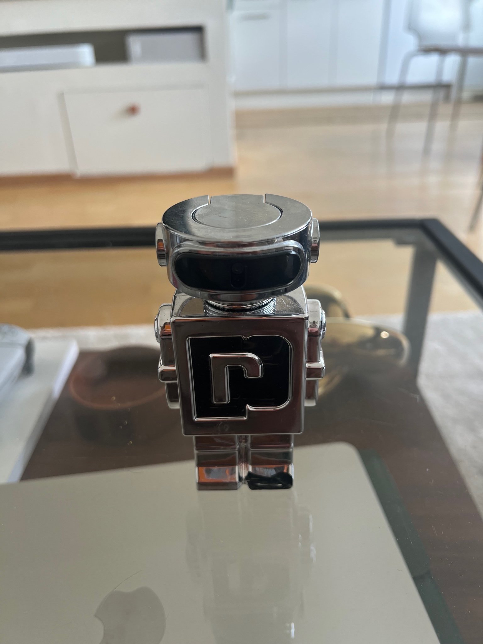 Paco Rabanne Phantom Parfym Robot | Köp på Tradera (691803615)