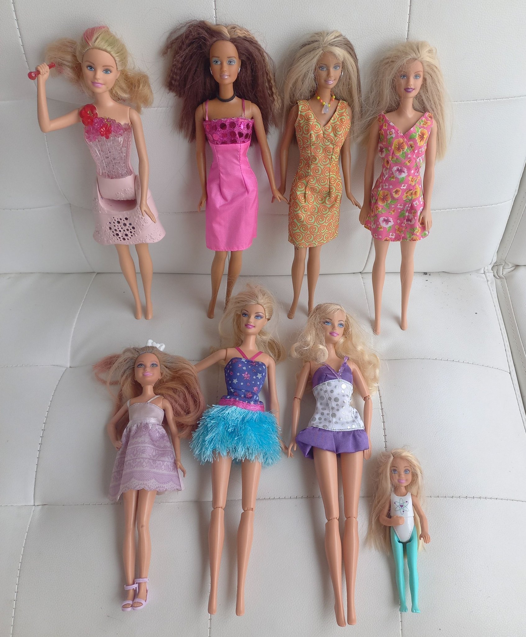 Barbiedockor 8 dockor barbie mattel | Köp på Tradera (690609434)