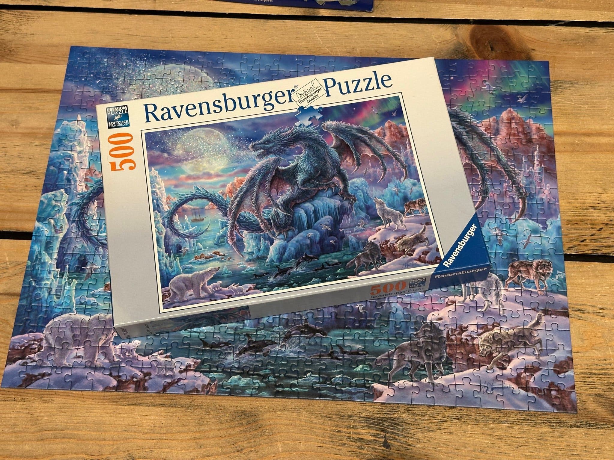 Se produkter som liknar 100 % komplett Ravensburger P.. på Tradera ...