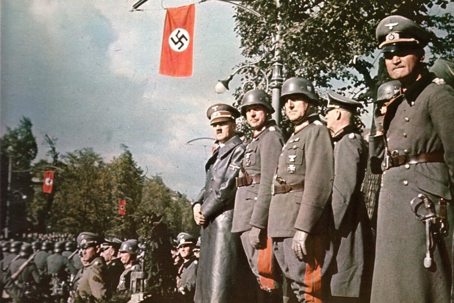 Adolf Hitler Victory Parade Warsaw 5 -10 - 39 P.. | Köp på Tradera ...
