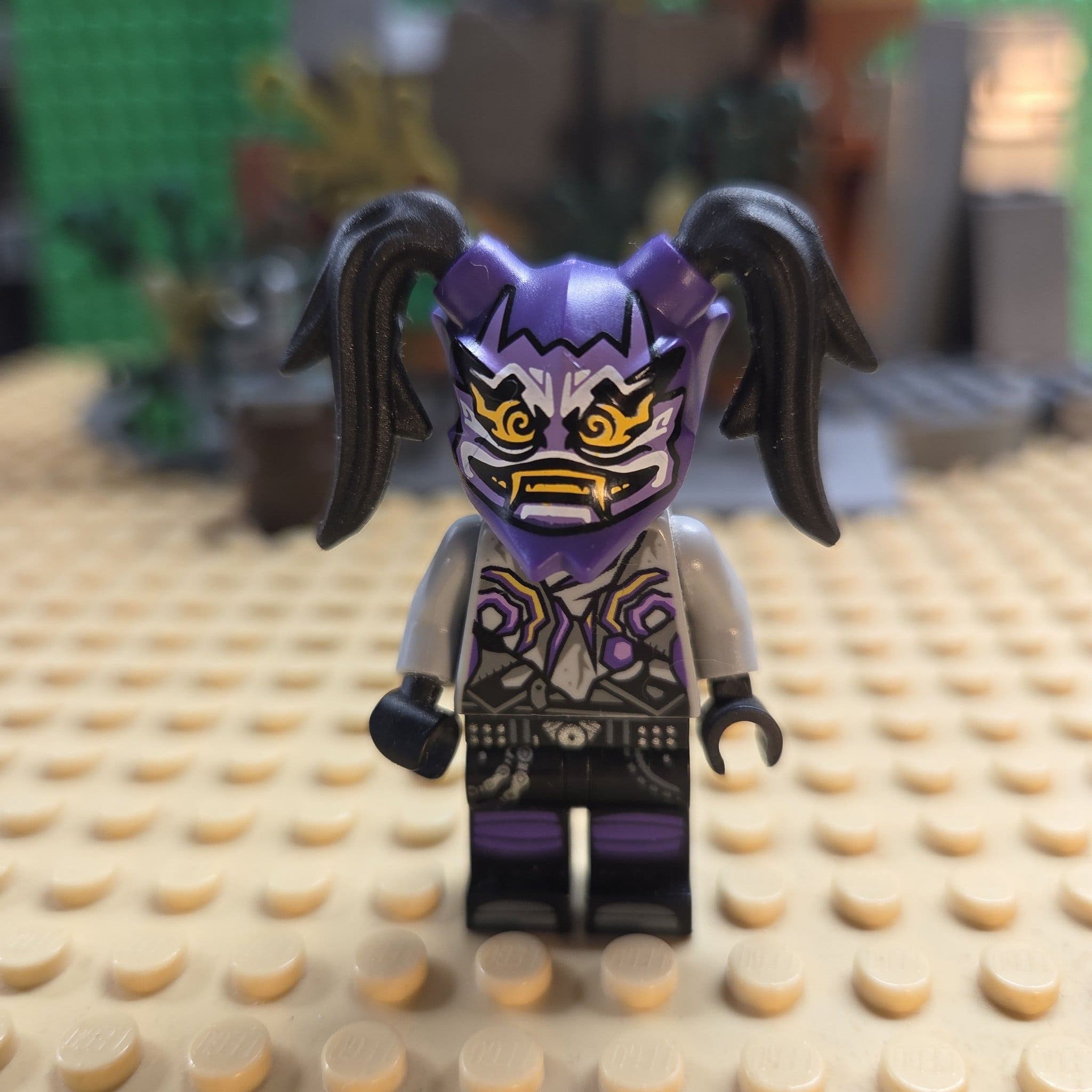 Se produkter som liknar Lego Ninjago Ultra Violet Oni.. på Tradera ...