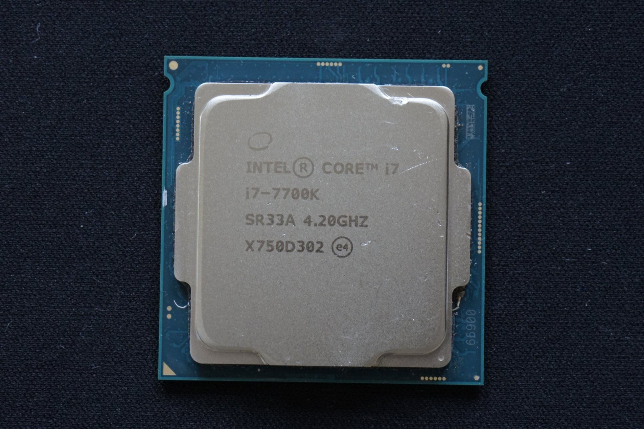 Se produkter som liknar Intel Core i7-7700K Processor.. på Tradera ...
