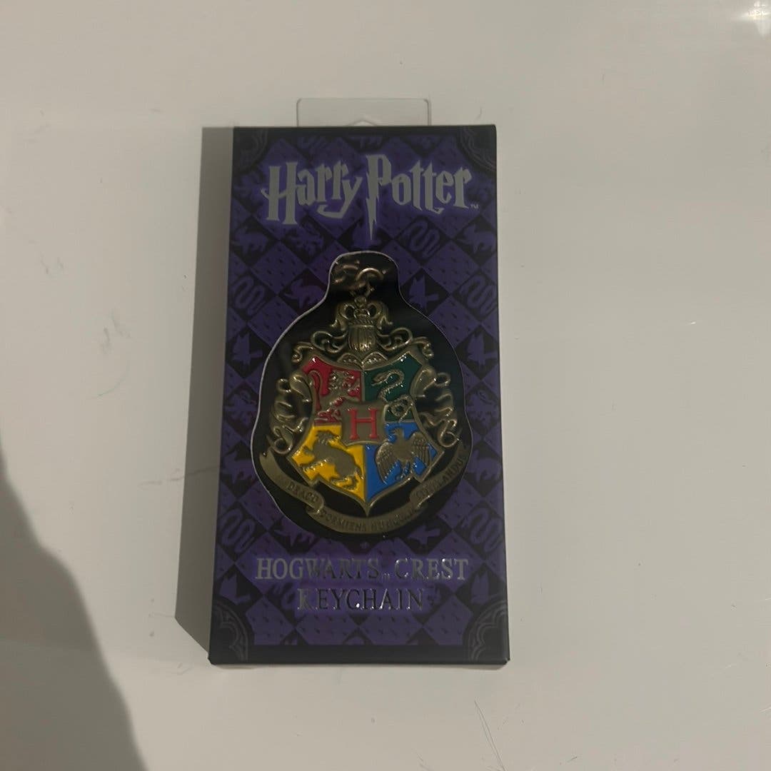 Harry Potter Hogwarts Crest Nyckelring | Köp på Tradera (704840925)