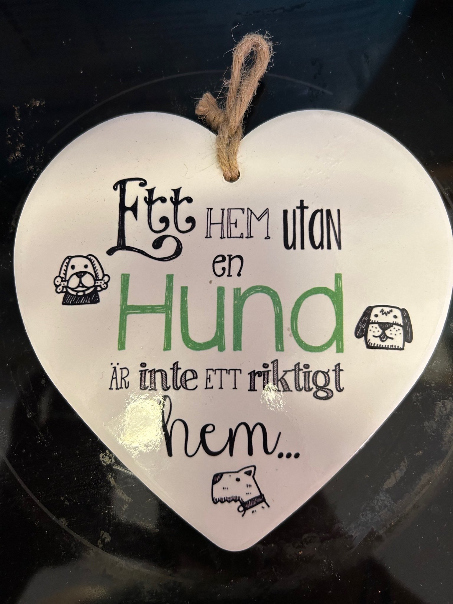 Se produkter som liknar Hjärta med text - Ett hem uta.. på Tradera ...