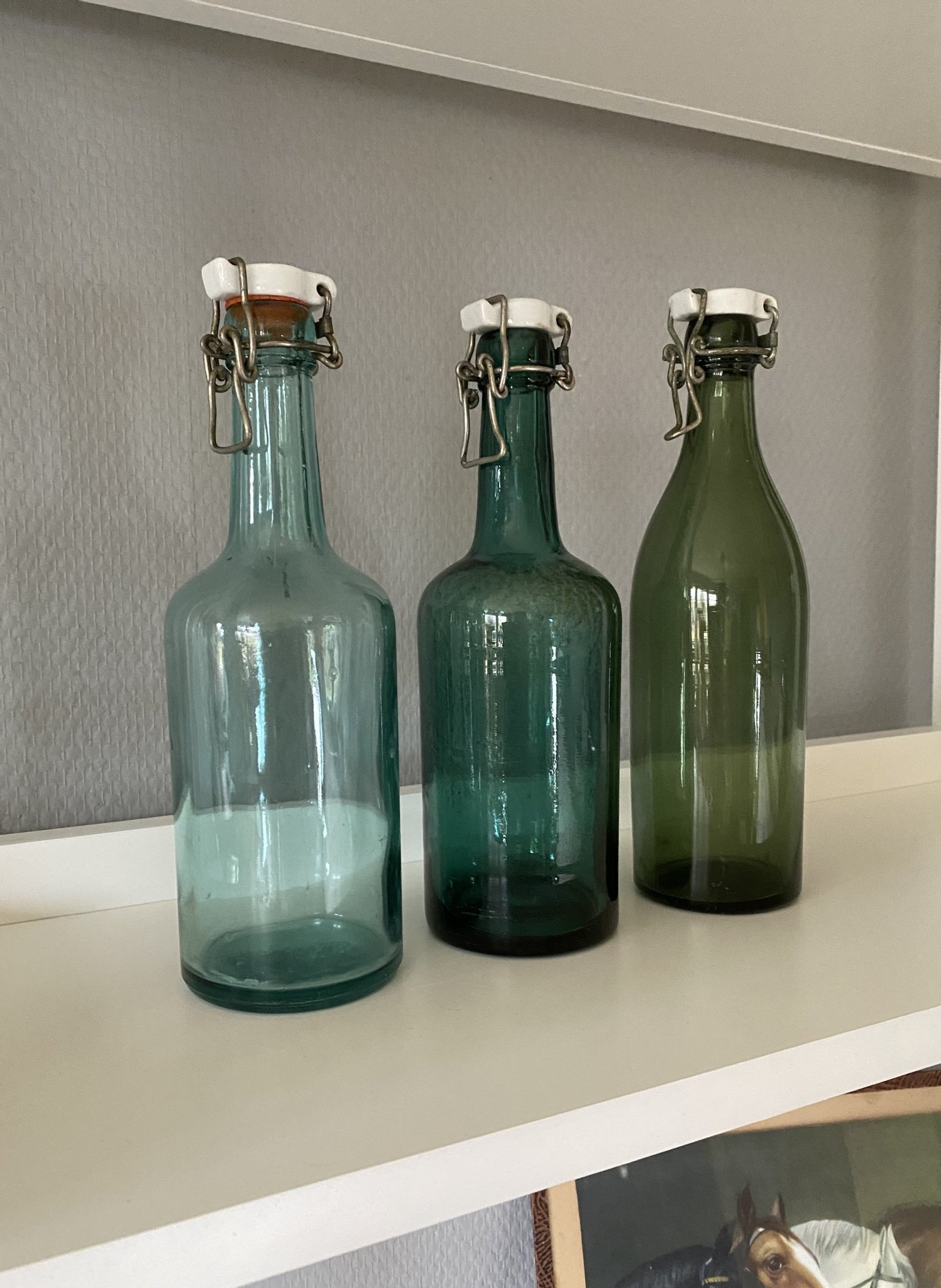 Se produkter som liknar 3 st Blågröna Gamla Ölflaskor.. på Tradera ...