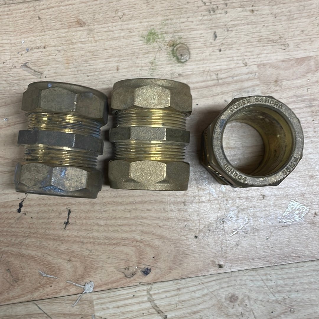 Klämringskopplingar 35mm (3st) skarvar | Köp på Tradera (711087746)