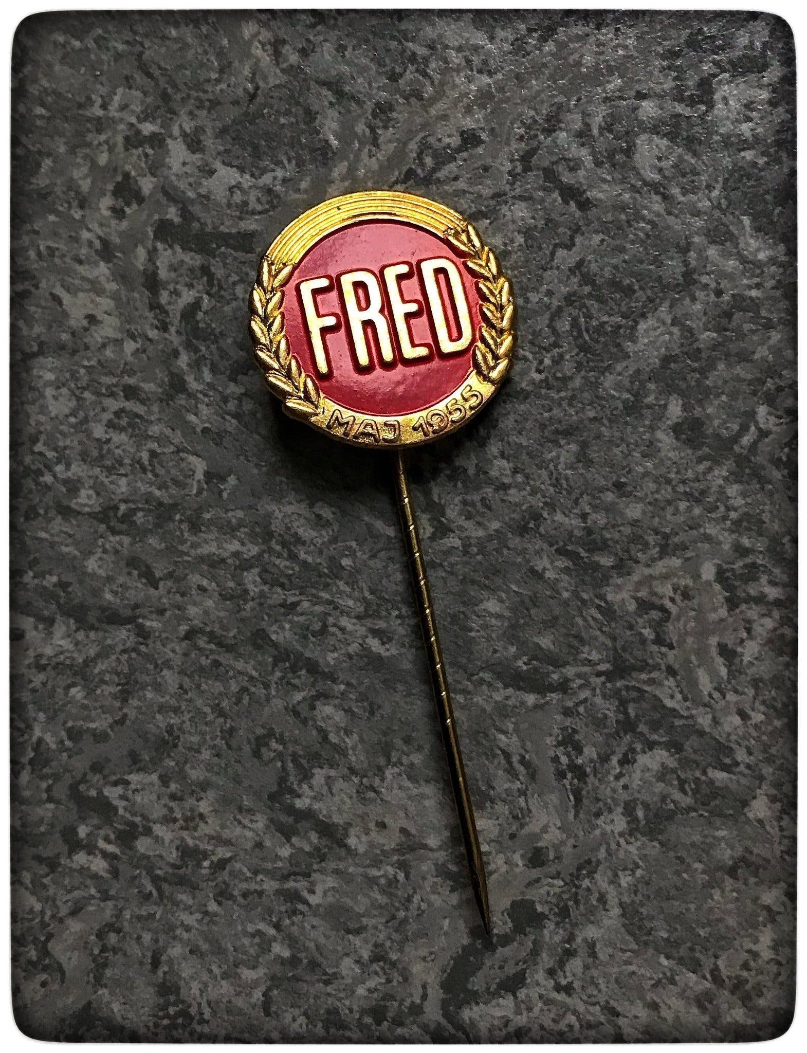 Fred 1 Maj 1955 SKP original Mint nål pin Nyski.. | Köp på Tradera ...