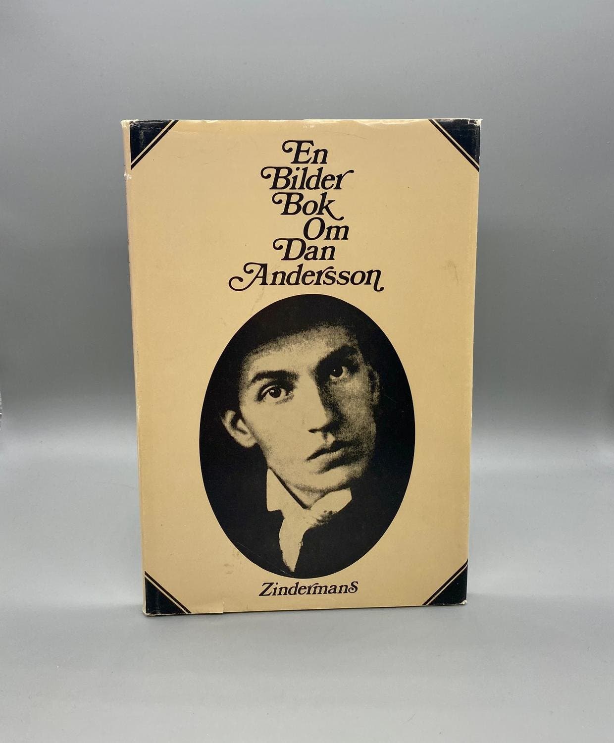En bilderbok om Dan Andersson. a.. | Köp från Utgård-HB på Tradera ...