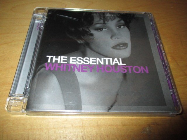 Se produkter som liknar WHITNEY HOUSTON - THE ESSENTI.. på Tradera ...