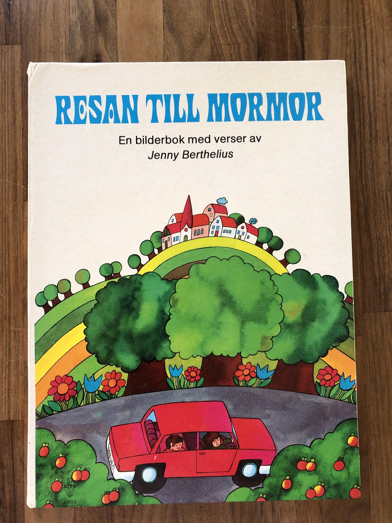 Resan till mormor - en bilderbok med versaler, .. | Köp på Tradera ...