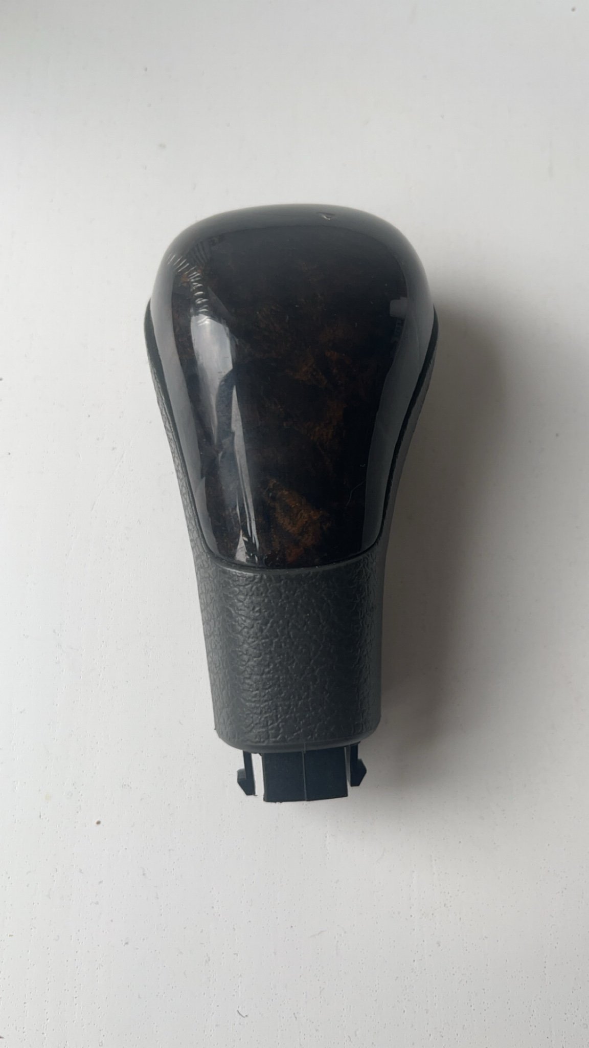 Se produkter som liknar Trä automat knopp Volvo s70 på Tradera (701886088)