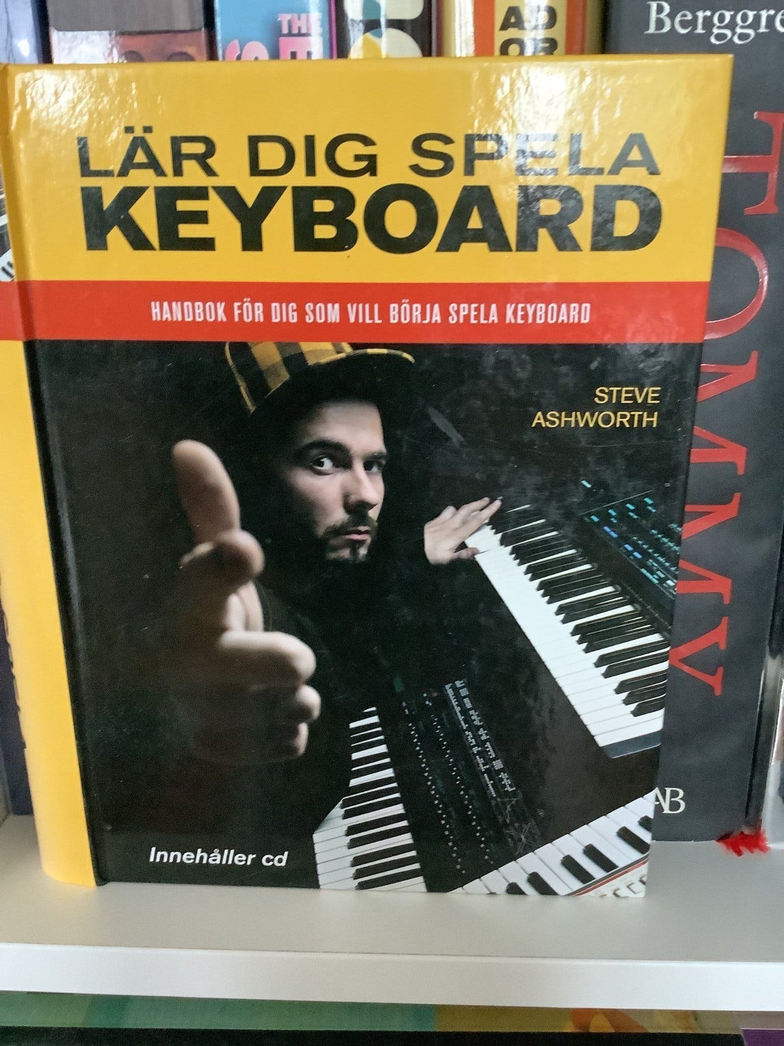 Lär dig spela keyboard - Steve Ashworth | Köp på Tradera (709531364)