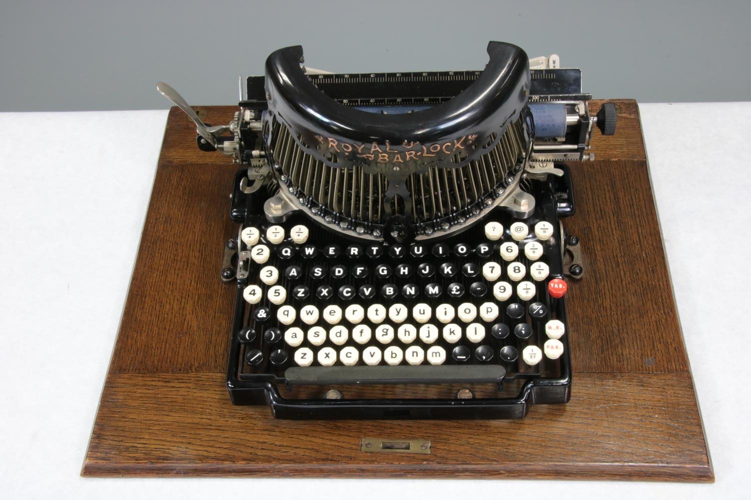 Royal Bar-Lock Typewriter 18.. | Köp från UniqueVintage på Tradera ...