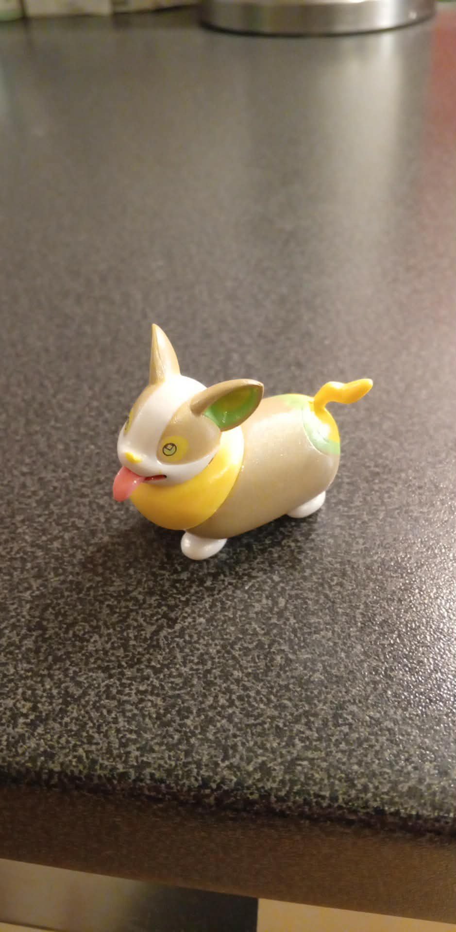 Pokémon Figur Fidough | Köp på Tradera (714280787)