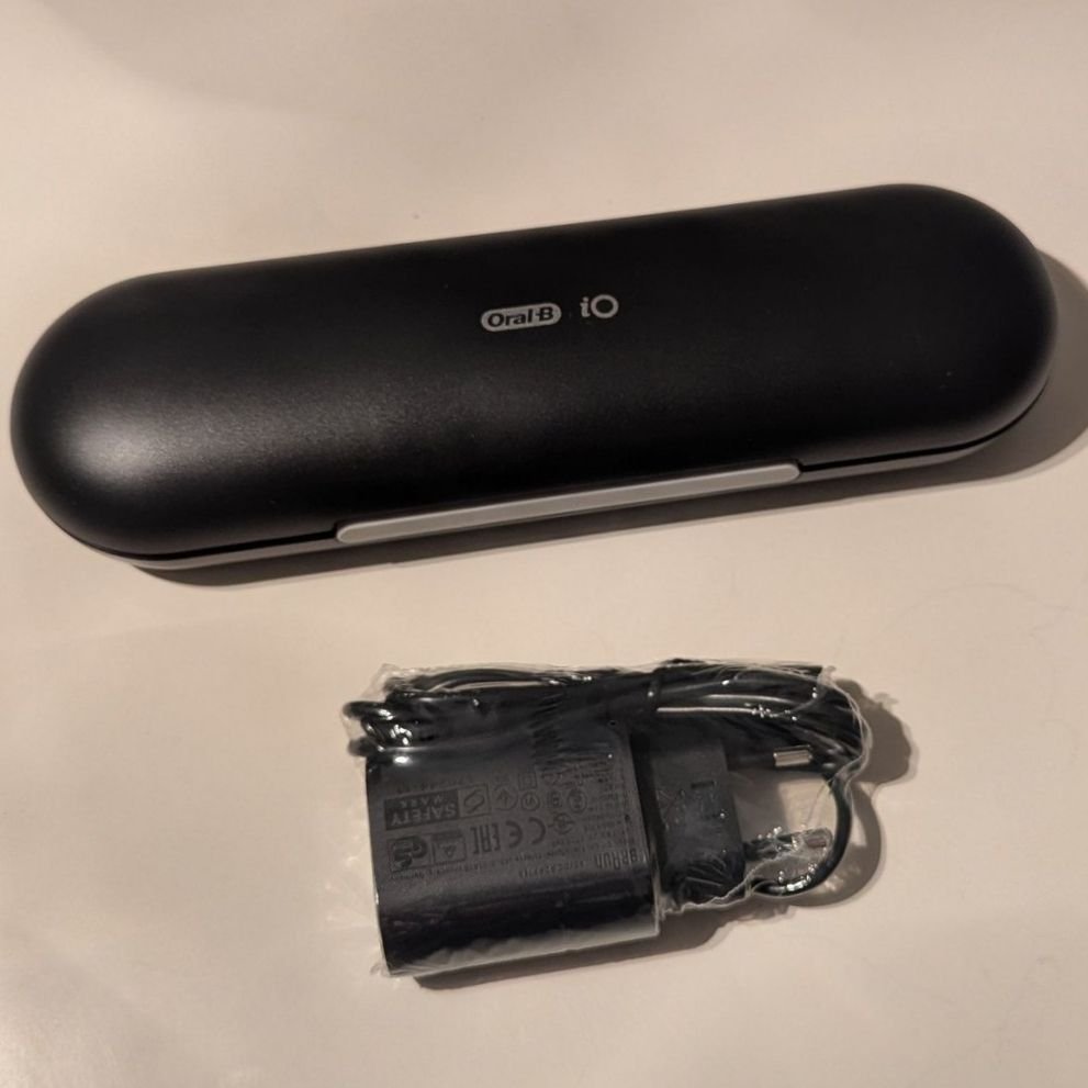 Oral-B iO Resefodral och la.. | Köp från Britannian_Jez på Tradera ...